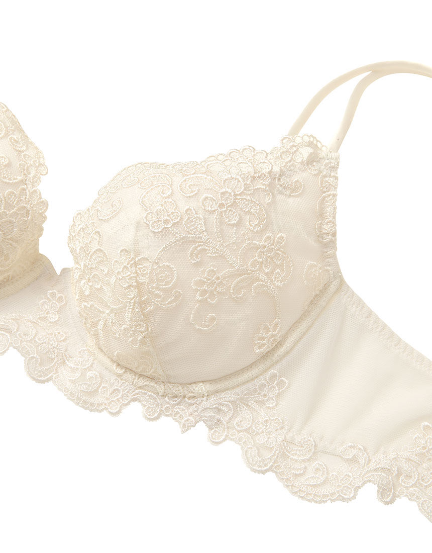 Yue ふっくらとした谷間をメイク 3／4カップブラ BJP455｜ワコール直営の公式下着通販サイト ワコールウェブストア