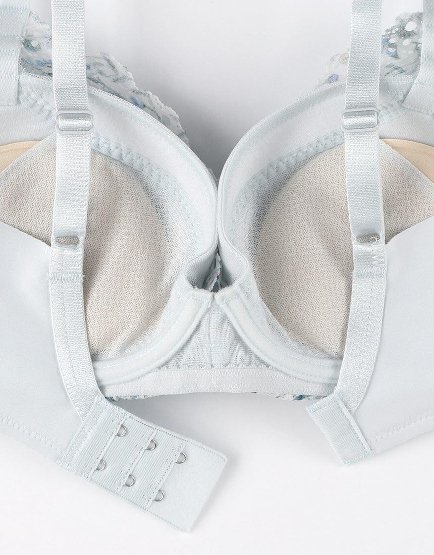 ウンナナクール さあ、わたし レース MADE WITH LIBERTY FABRIC 3／4カップブラ JB2320｜ワコール直営の公式下着通販サイト ワコールウェブストア